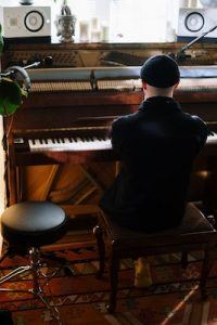 Piano Chord Progression Exercises In 5 Ways | FreeJazzLessons.com