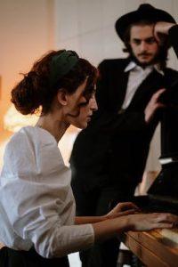 Middle Eastern Scales: Exotic Jazz Piano Soloing | FreeJazzLessons.com